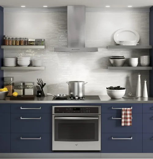 How to Choose a Wall Mount Range Hood: Sizes & CFM Explained | Plaza ...