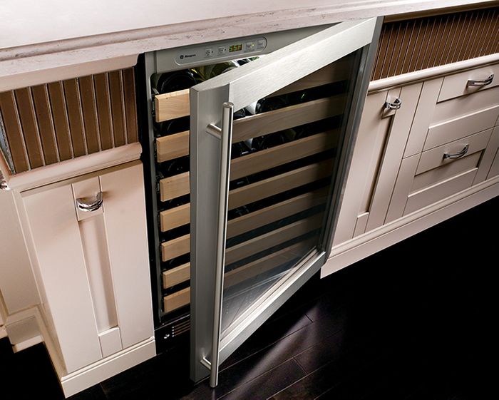 Monogram Luxury Compact Refrigerators | Aztec Appliance | San Diego, CA