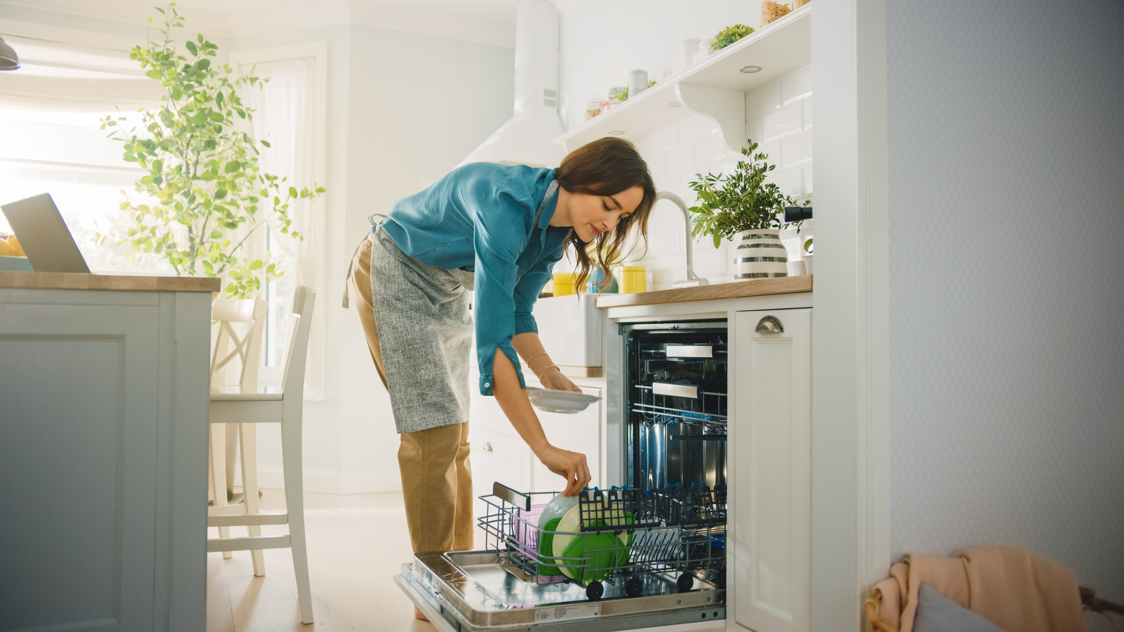 The Right and Wrong Ways to Load a Dishwasher | Spencer's TV ...