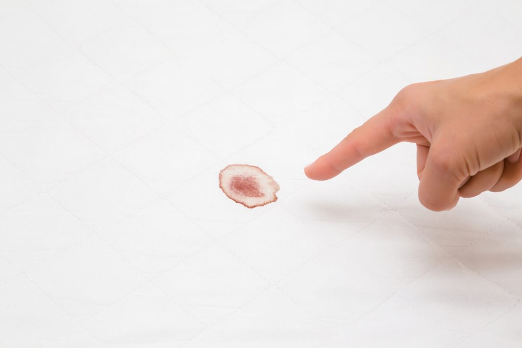 How to Remove Blood Stains from a Mattress: A Comprehensive Guide ...